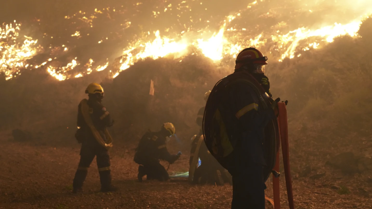 Monarch Fire: Wildfire Erupts Near Wickenburg And Allah In Maricopa ...
