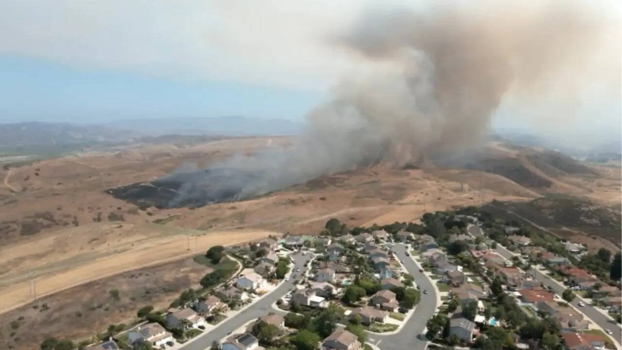 Sedona Fire Today Evacuation Map: 100-Acre Wildfire Erupts Near Red ...